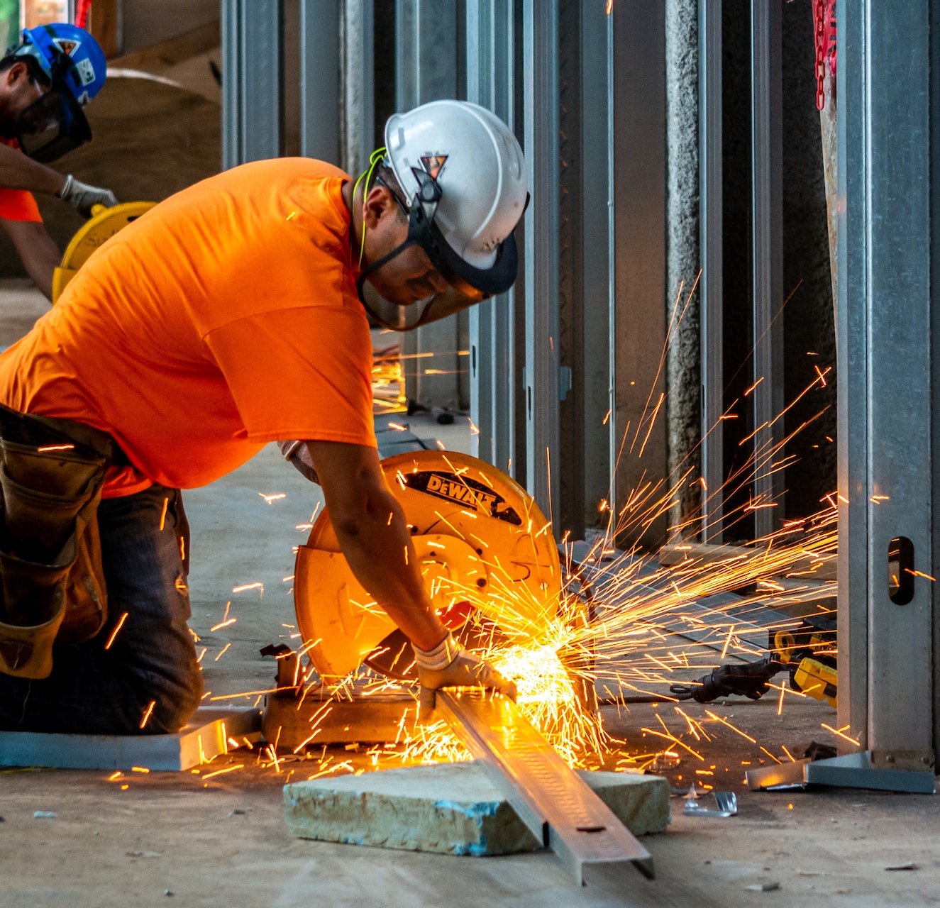 GRAĐEVINSKI ALAT - SIM DOO Novi Sad